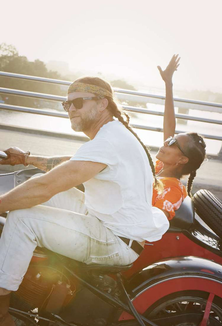 Light-Responsive Lenses – Caddis